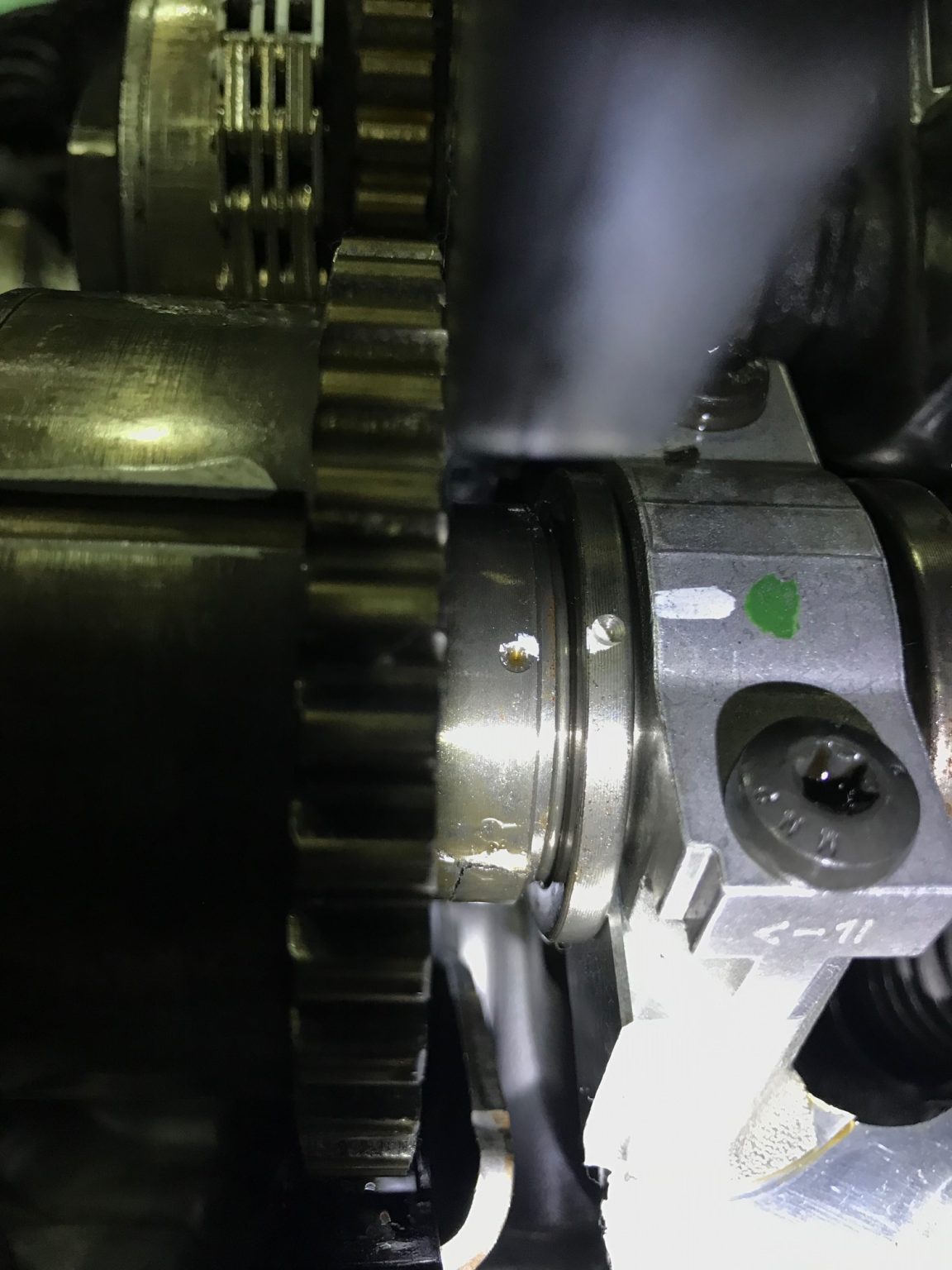 2014 ジープ、ラングラー、エンジン警告灯,エンジンチェックランプ 点灯、P0017,P0633,VVT,カムシャフト交換 | 作業例・お客 ...